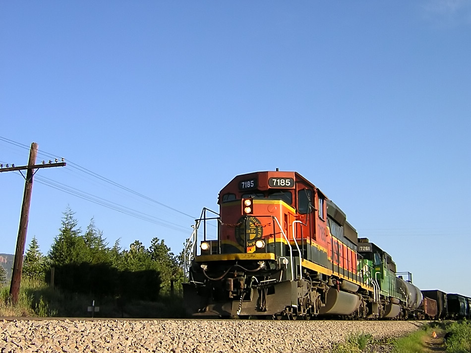 BNSF 7185